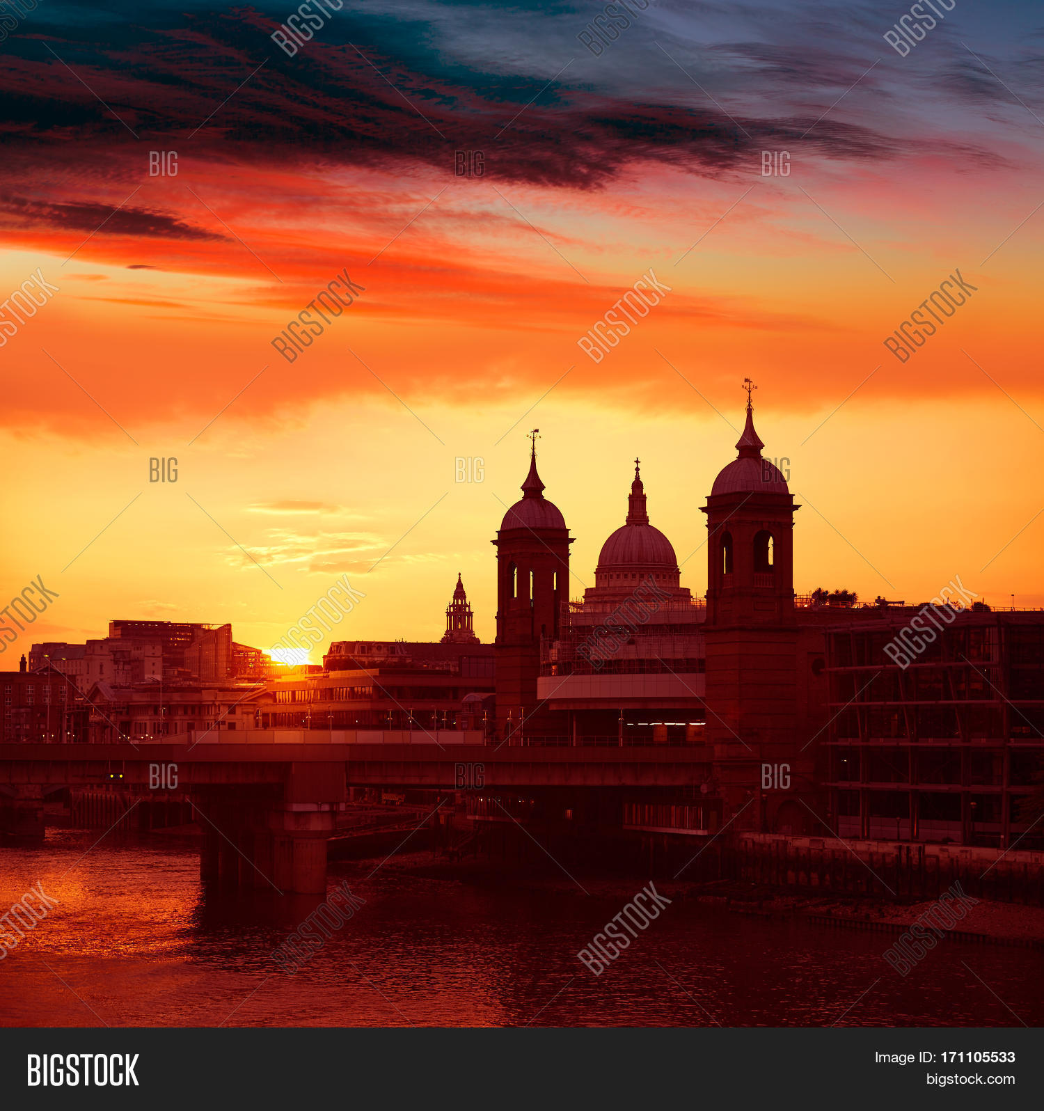 London Bridge Sunset Image & Photo (Free Trial) | Bigstock