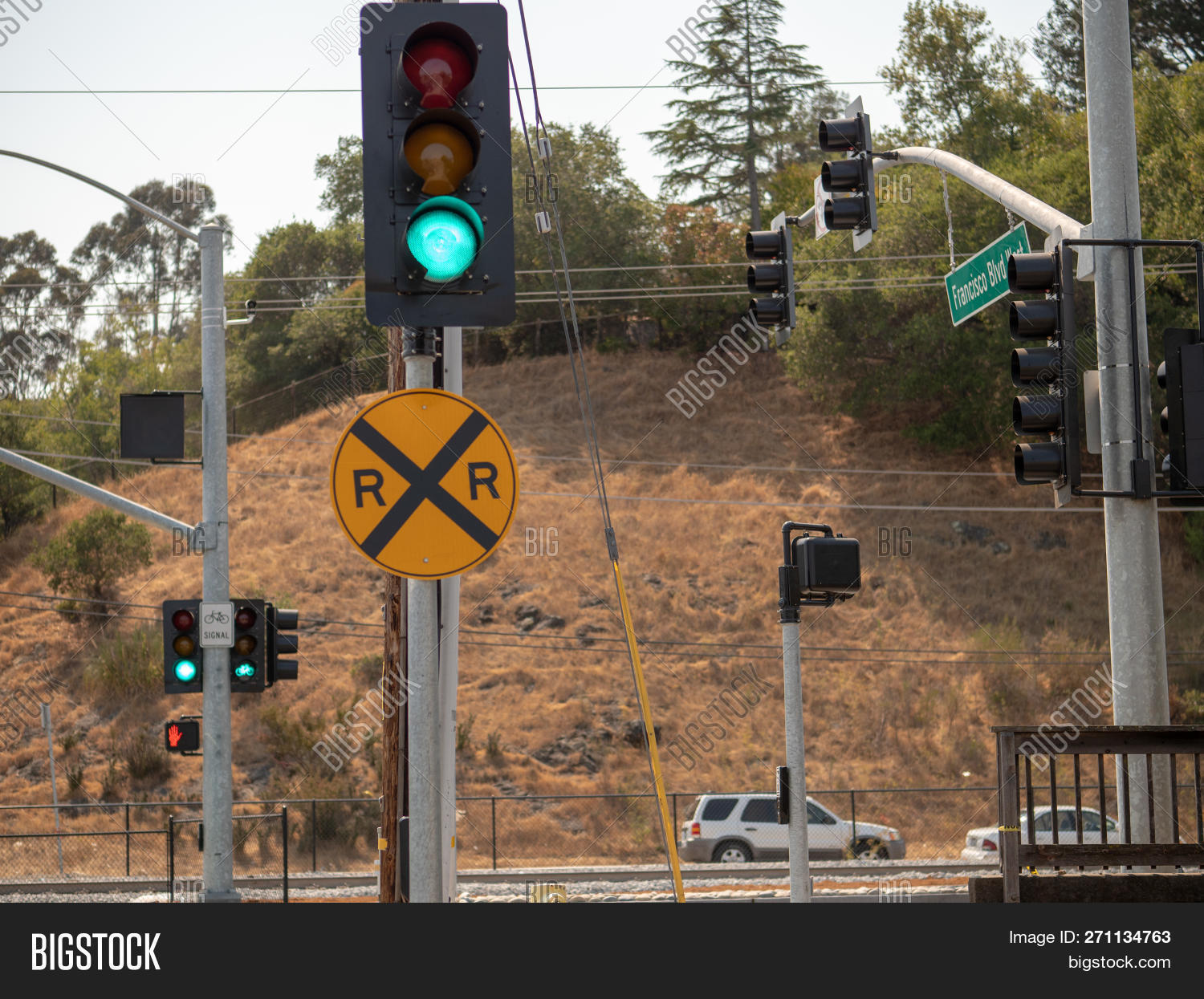 Railroad Crossing Sign Image & Photo (Free Trial) | Bigstock