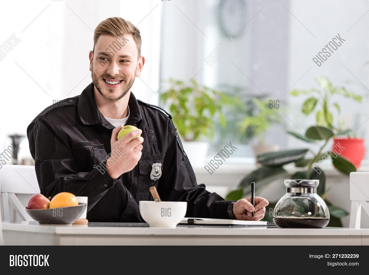 Smiling Police Officer Image & Photo (Free Trial) | Bigstock