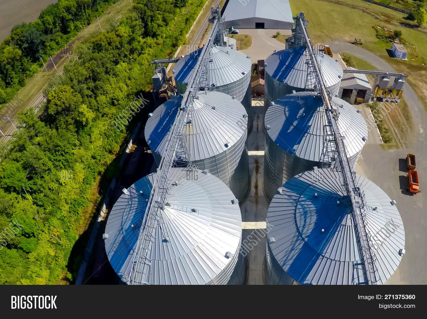 Flight Grain Terminal Image & Photo (Free Trial) | Bigstock
