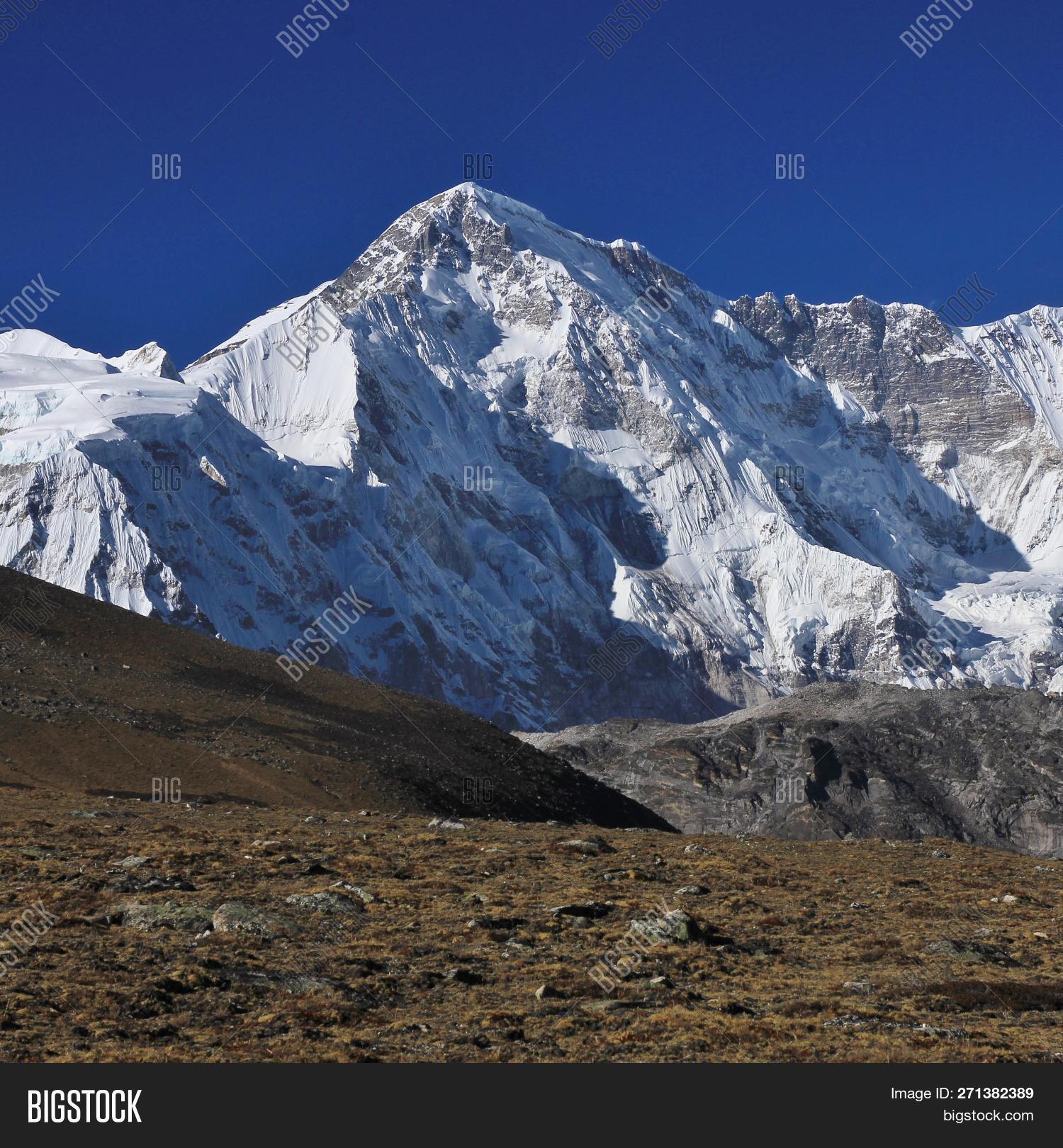 Mount Cho Oyu, High Image & Photo (Free Trial) | Bigstock
