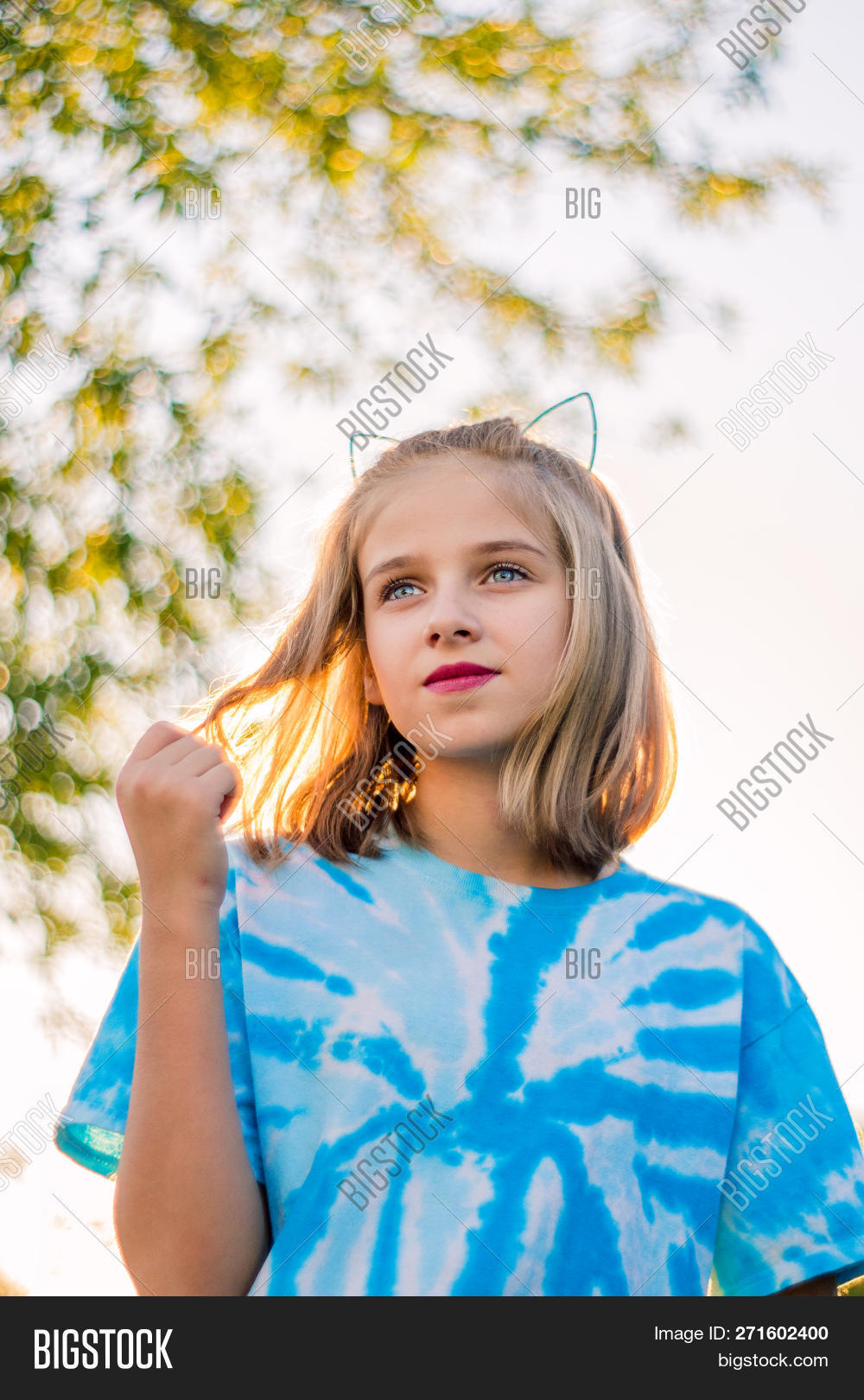 Wistful, Nostalgic Image & Photo (Free Trial) | Bigstock