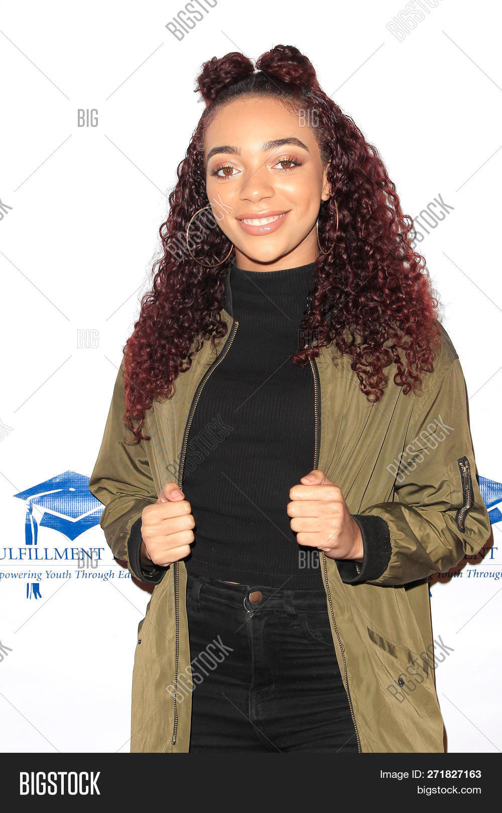 LOS ANGELES - DEC 1: Image & Photo (Free Trial) | Bigstock