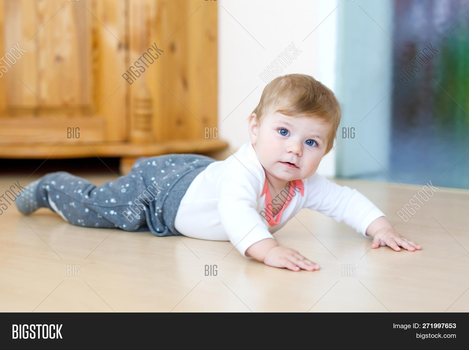 Little Cute Baby Girl Image & Photo (Free Trial) | Bigstock