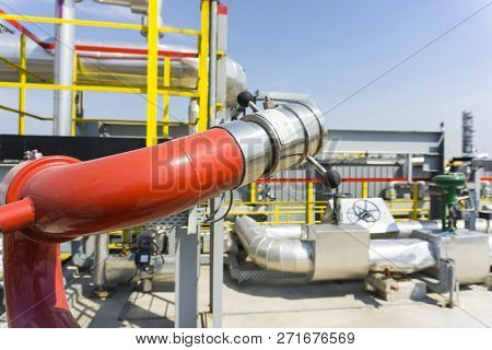 Fireplug Put Out Fire Image & Photo (Free Trial) | Bigstock