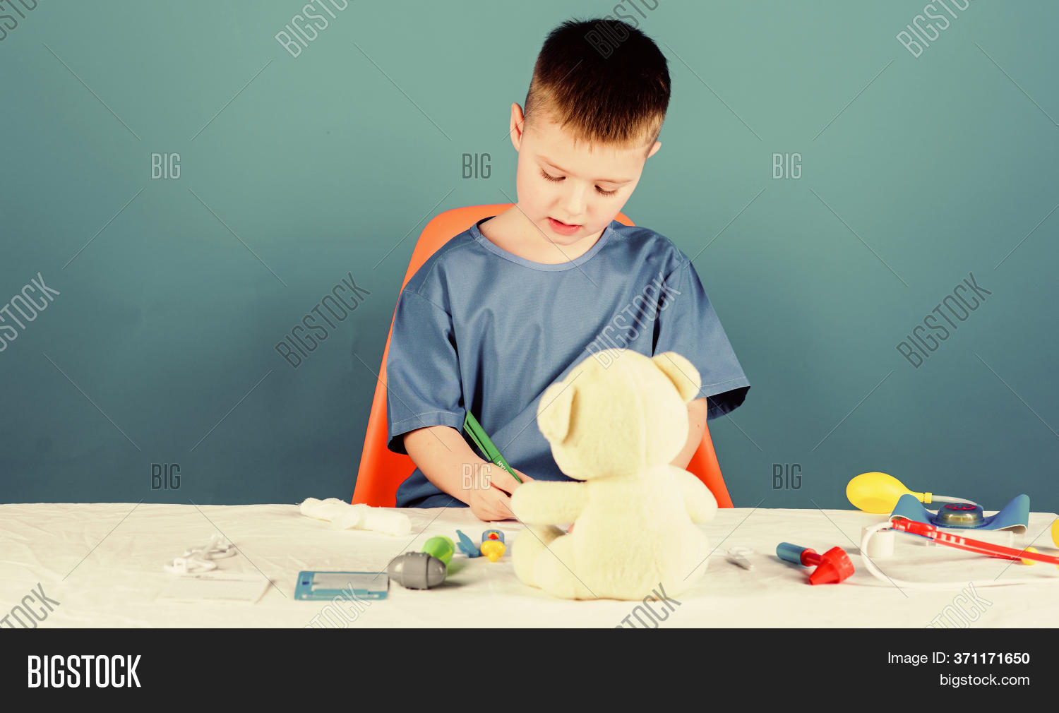 Pediatrician Intern. Image & Photo (Free Trial) | Bigstock
