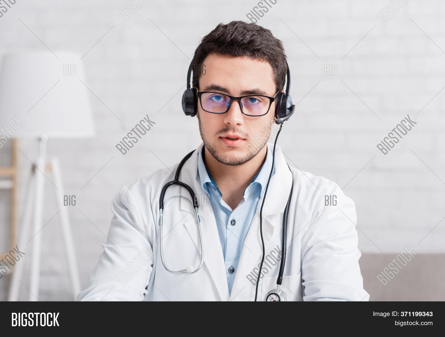 Question Doctor Online Image & Photo (Free Trial) | Bigstock