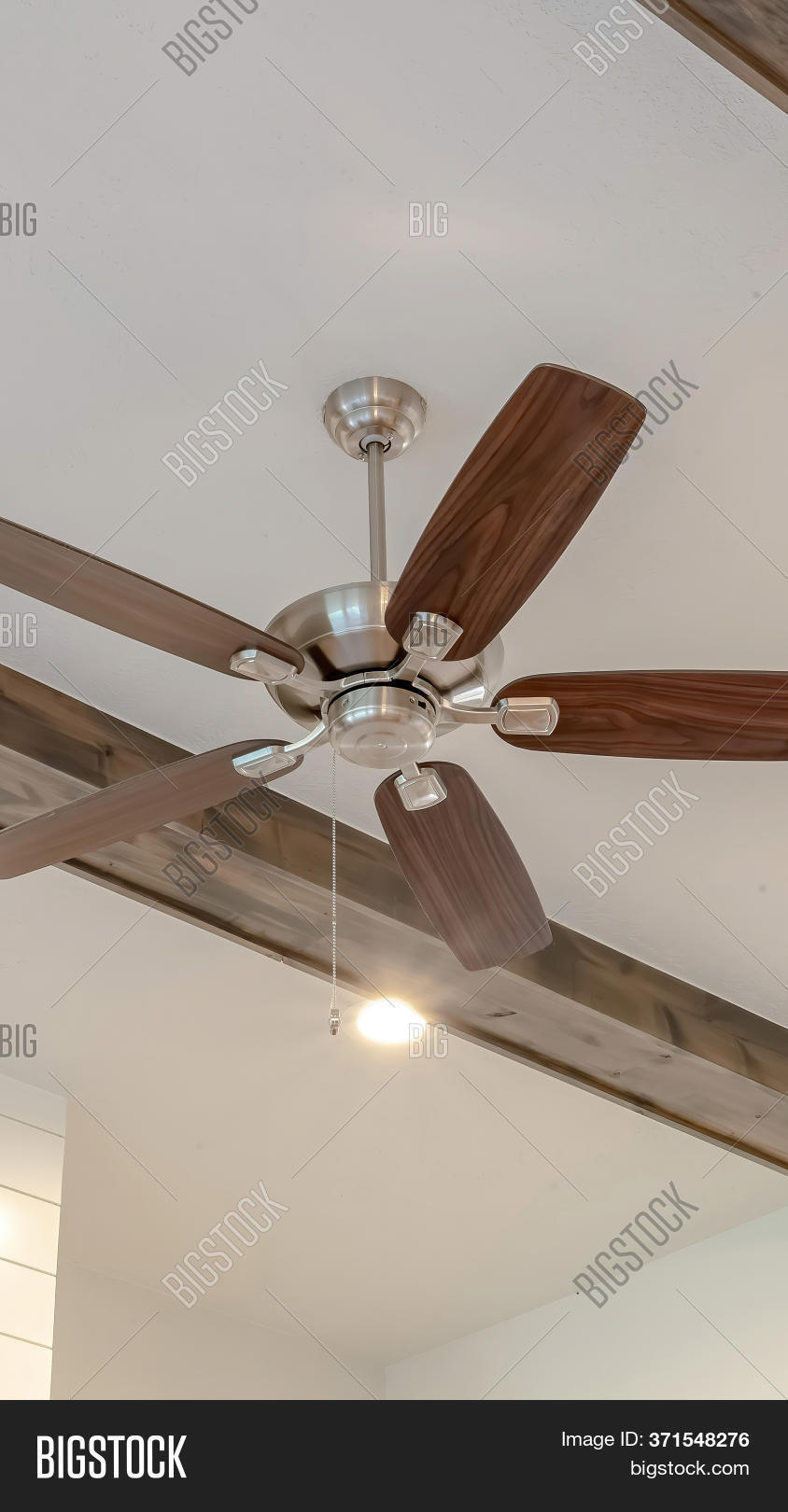 Vertical Ceiling Fan Image & Photo (Free Trial) | Bigstock