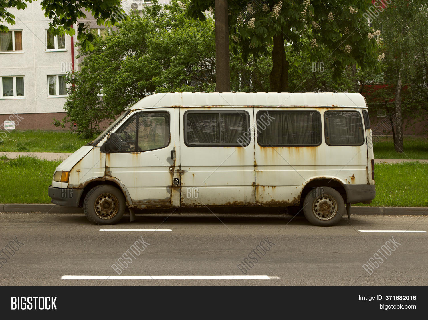 White Rusty Abandoned Image & Photo (Free Trial) | Bigstock