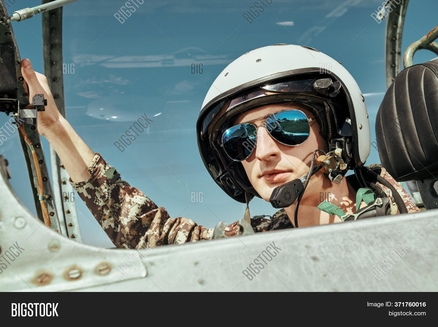 Portrait Man Pilot Image & Photo (Free Trial) | Bigstock