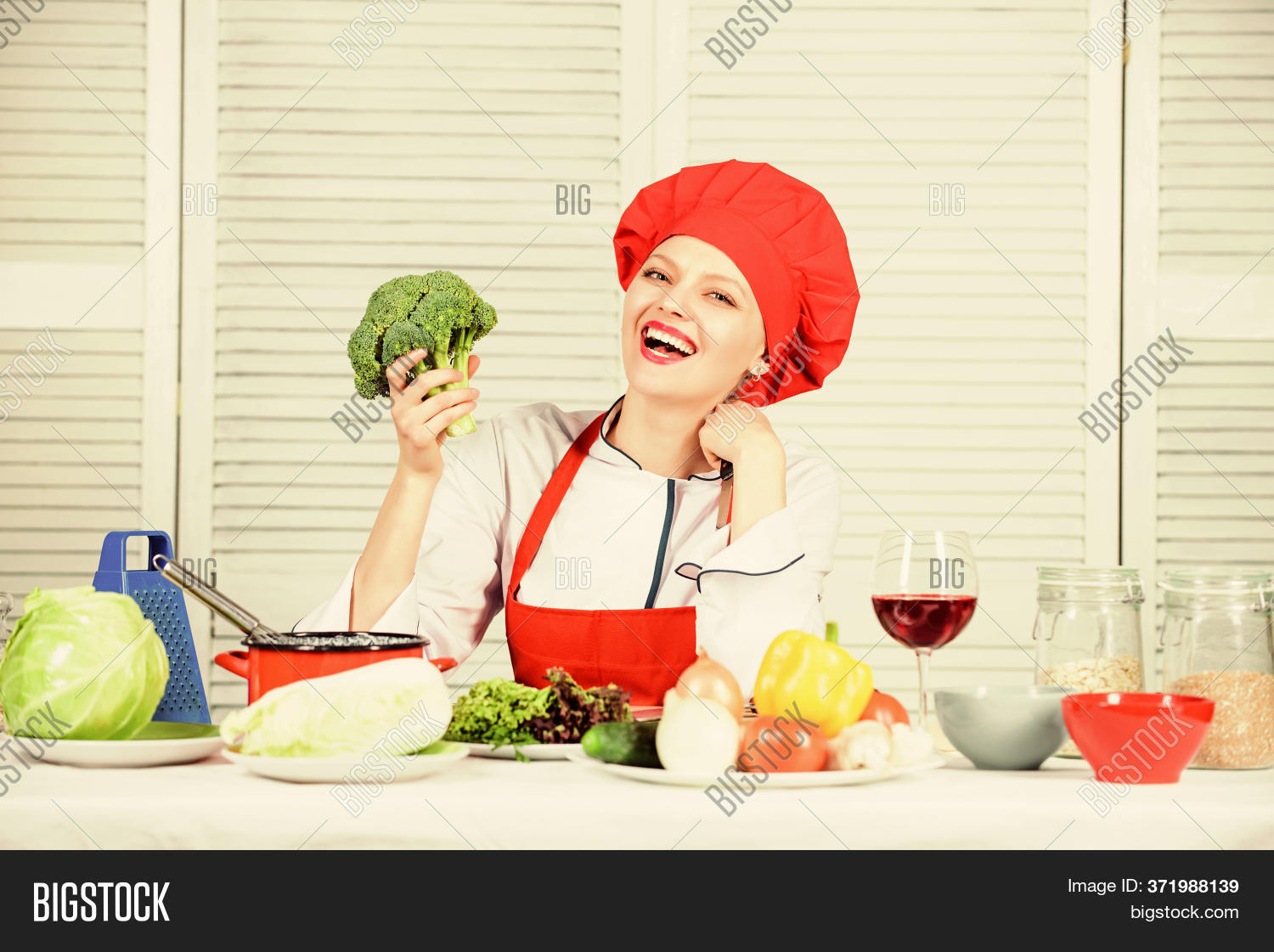 Housewife Daily Image & Photo (Free Trial) | Bigstock