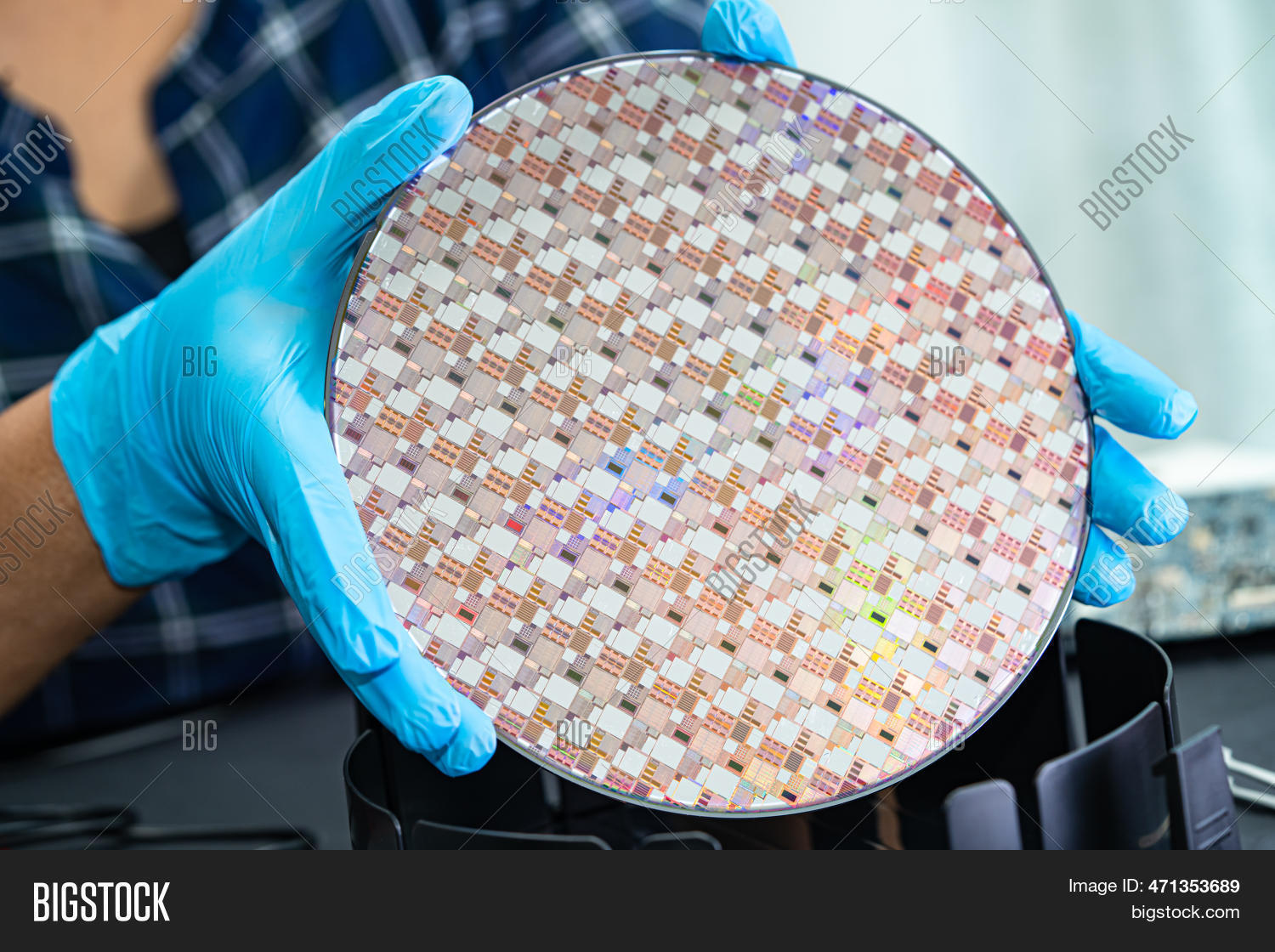 Silicon Wafer Image & Photo (Free Trial) | Bigstock