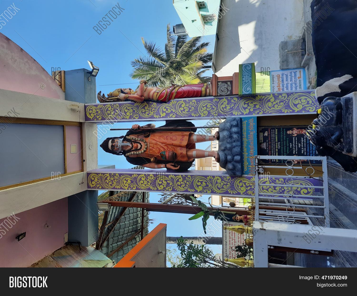 Closeup Beautiful Jodi Image & Photo (Free Trial) | Bigstock