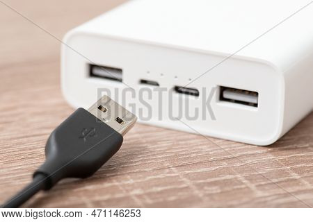 Inserting Usb Type Image & Photo (Free Trial) | Bigstock