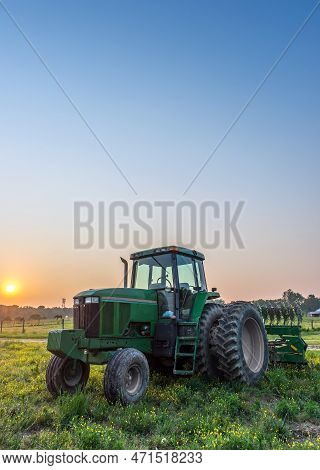 Farm Landscape Images, Illustrations & Vectors (Free) - Bigstock