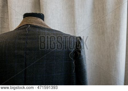 Details Tailored Back Image & Photo (Free Trial) | Bigstock