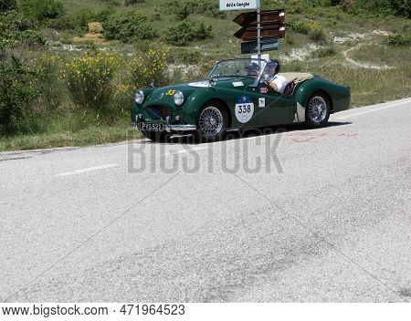 Triumph Tr2 Sports Image & Photo (Free Trial) | Bigstock