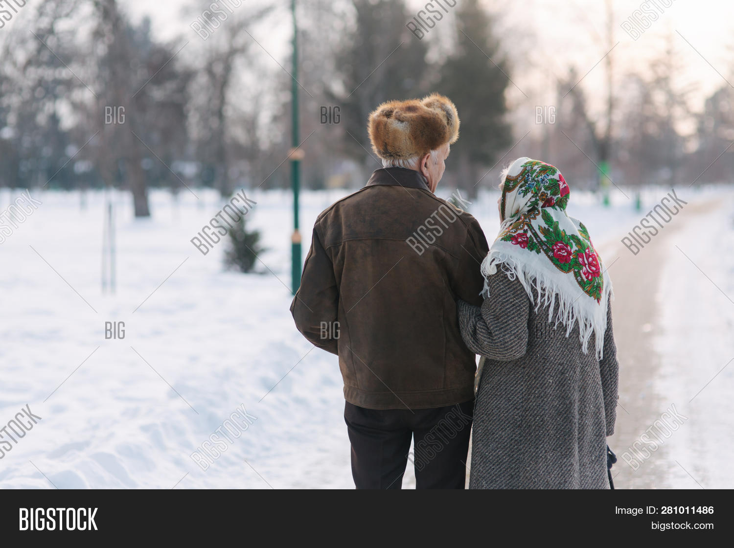 Back View Elderly Image & Photo (Free Trial) | Bigstock