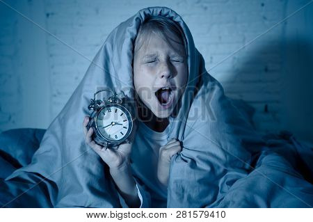 Little Girl Bed Awake Image & Photo (Free Trial) | Bigstock