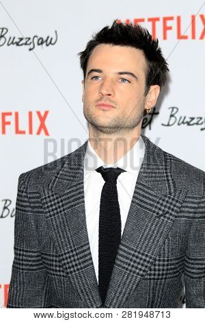 Buzzsaw Images, Illustrations & Vectors (Free) - Bigstock