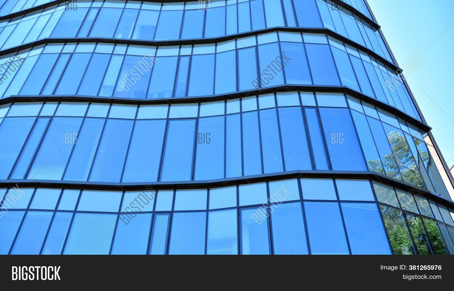 Glass Curtain Wall Image & Photo (Free Trial) | Bigstock