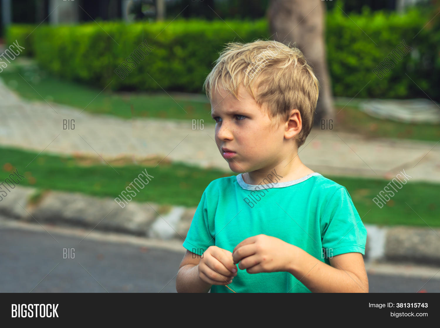 Side Portrait Handsome Image & Photo (Free Trial) | Bigstock