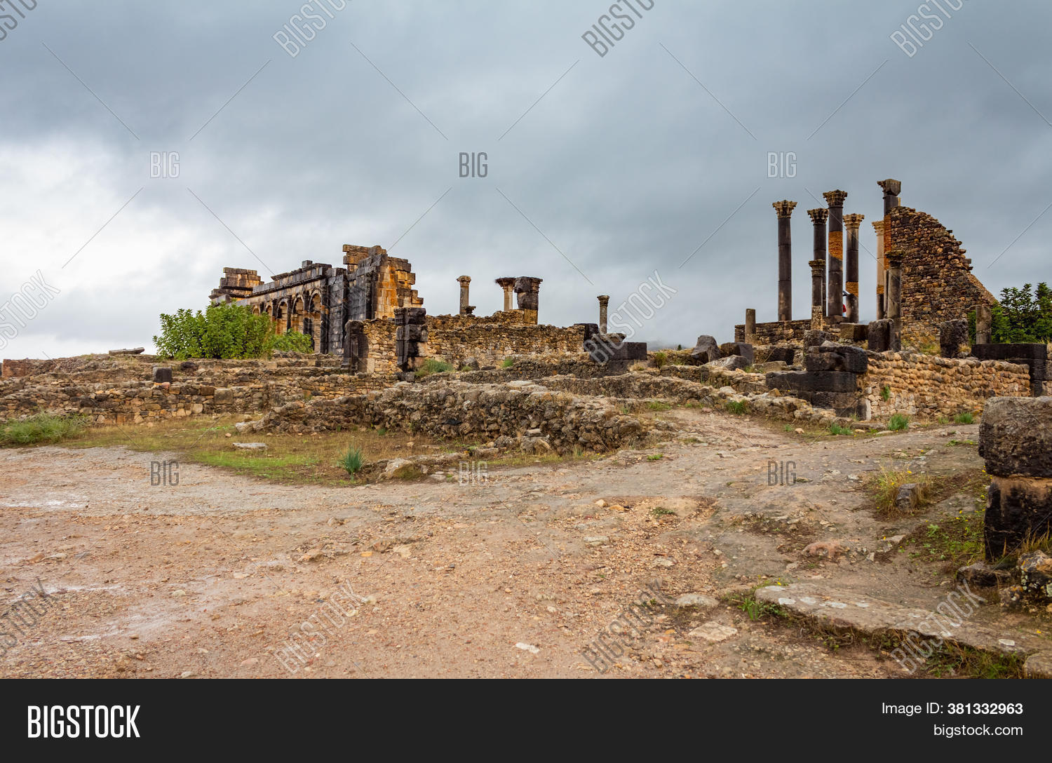 Ruins Ancient Roman Image & Photo (Free Trial) | Bigstock