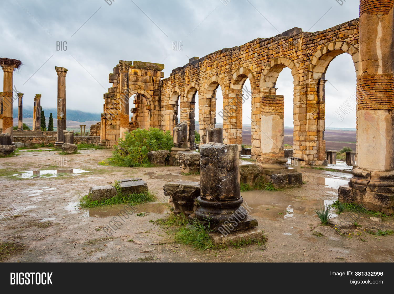 Ruins Ancient Roman Image & Photo (Free Trial) | Bigstock