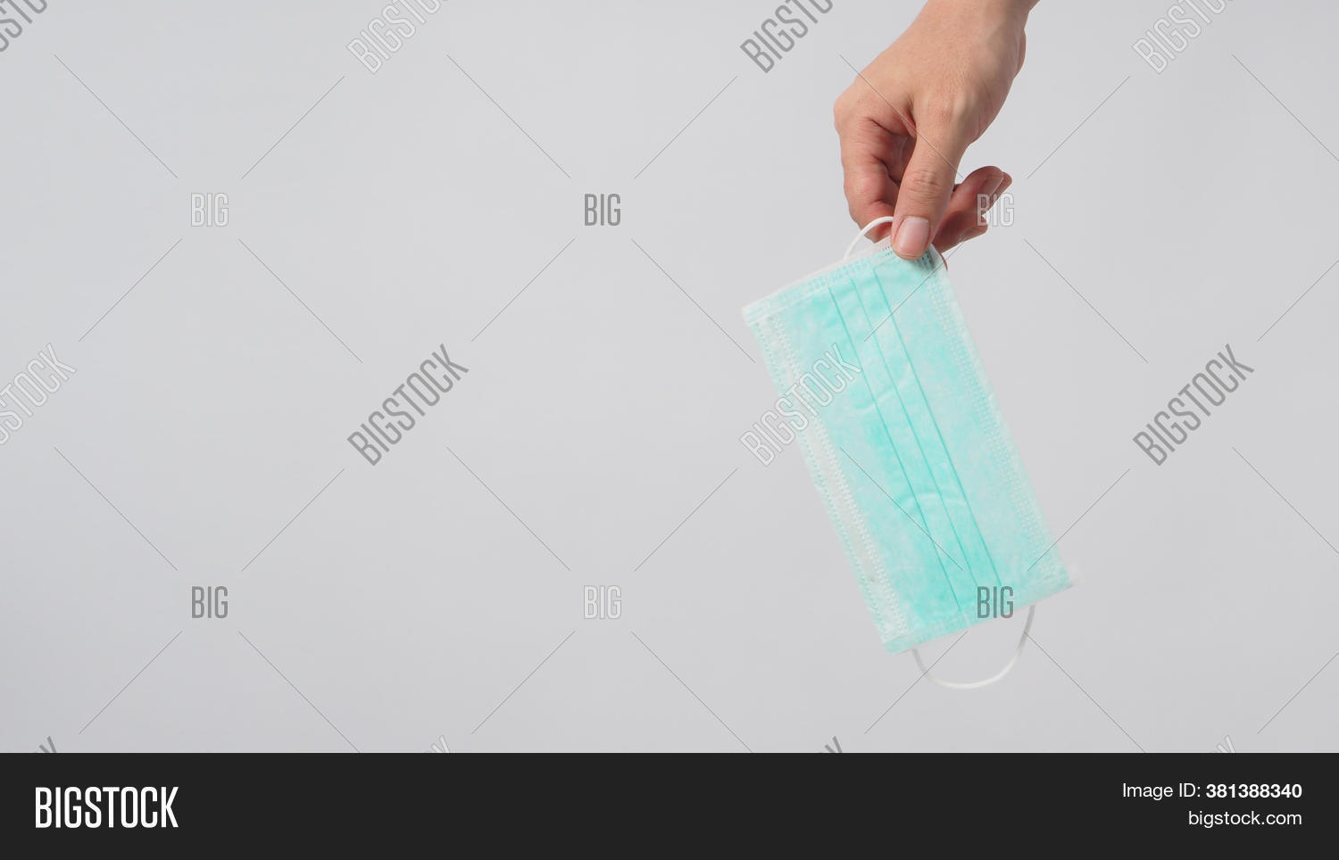 Hand Holding Face Mask Image & Photo (Free Trial) | Bigstock