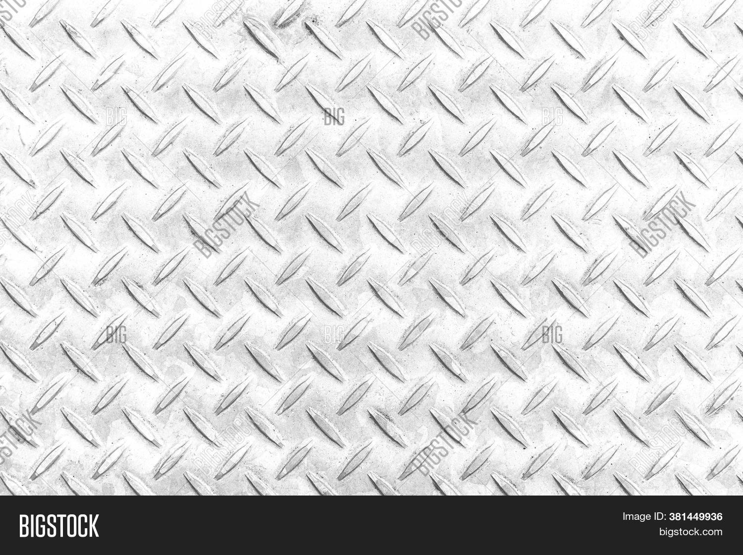 Silver Diamond Plate Image & Photo (Free Trial) | Bigstock