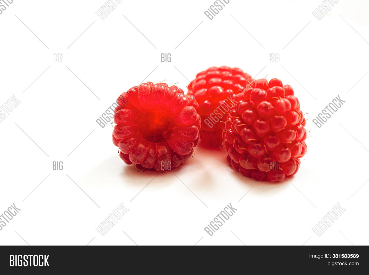 Red Ripe Fresh Image & Photo (Free Trial) | Bigstock