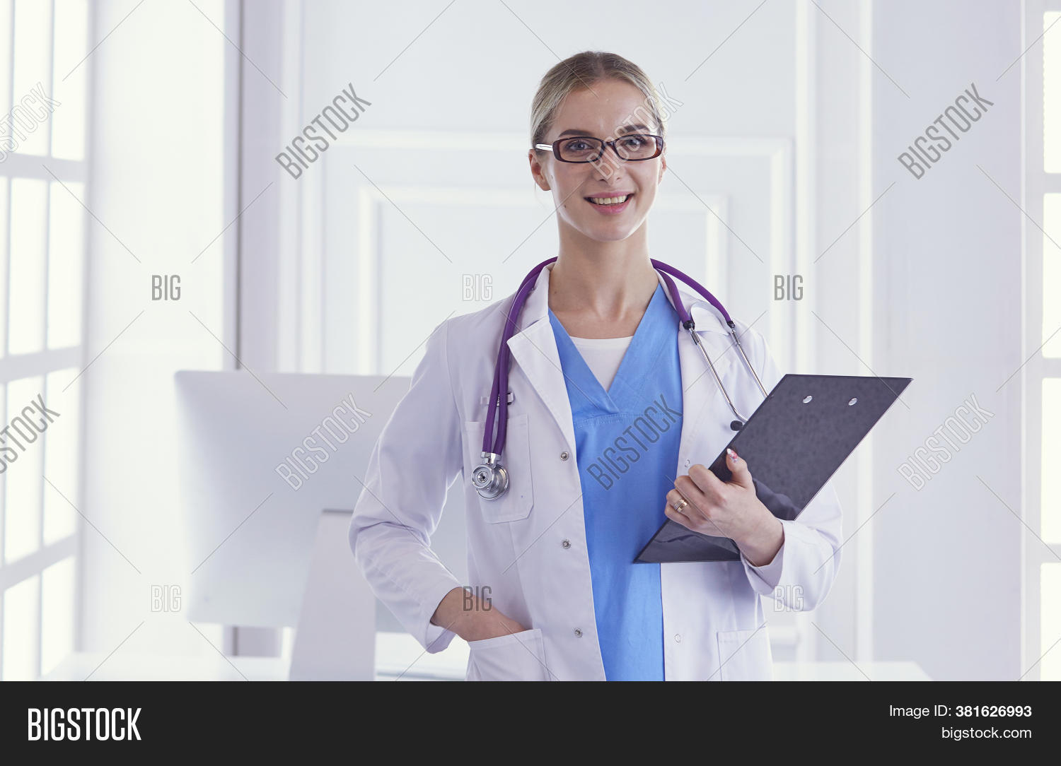 Portrait Happy Smiling Image & Photo (Free Trial) | Bigstock