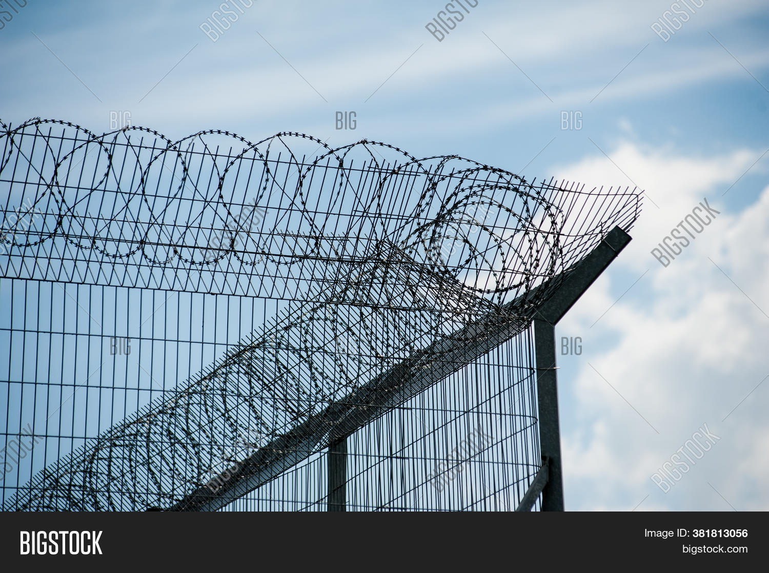 Barbed Wire Fence Image & Photo (Free Trial) | Bigstock