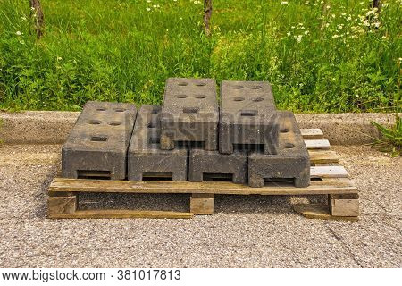 Weighted Concrete Image & Photo (Free Trial) | Bigstock