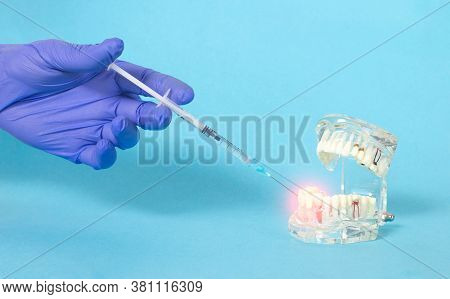 Doctor Makes Injection Image & Photo (Free Trial) | Bigstock