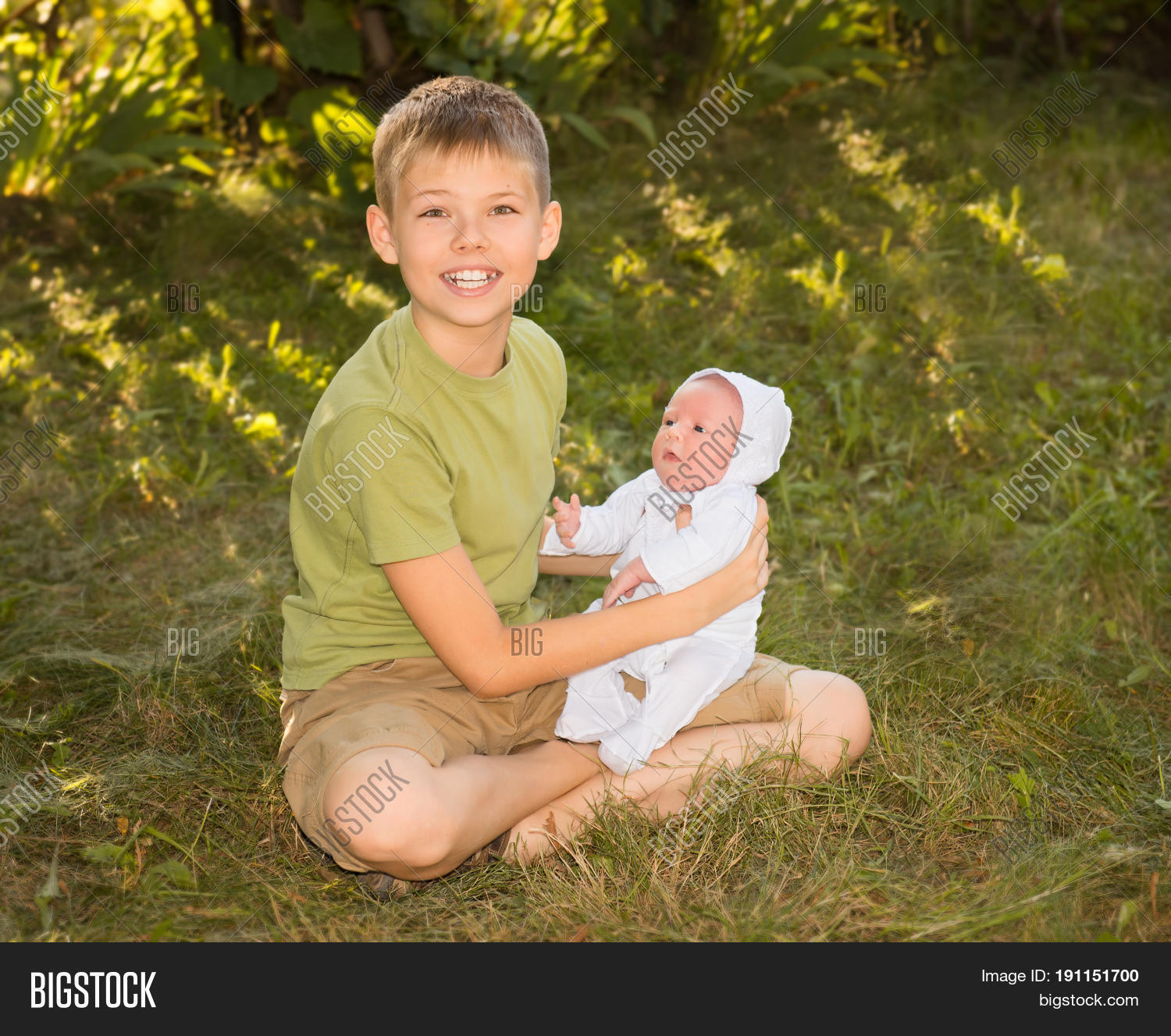 Sister Sitting On Brothers Lap Telegraph