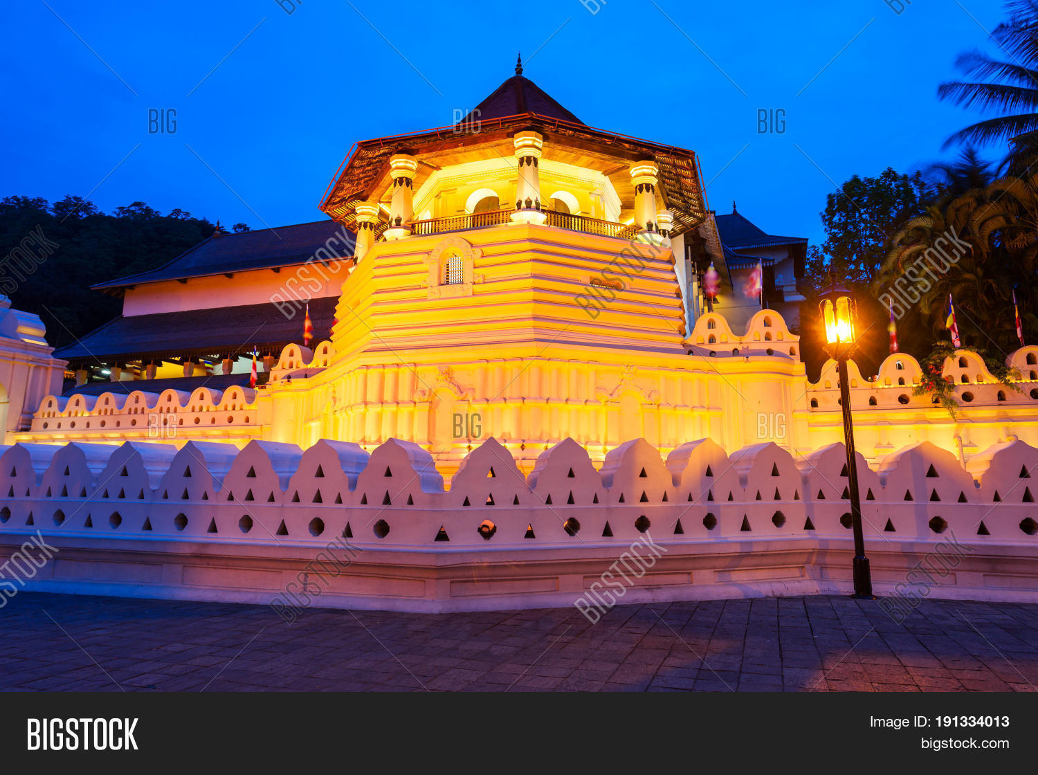 Sacred Tooth Relic Image & Photo (Free Trial) | Bigstock