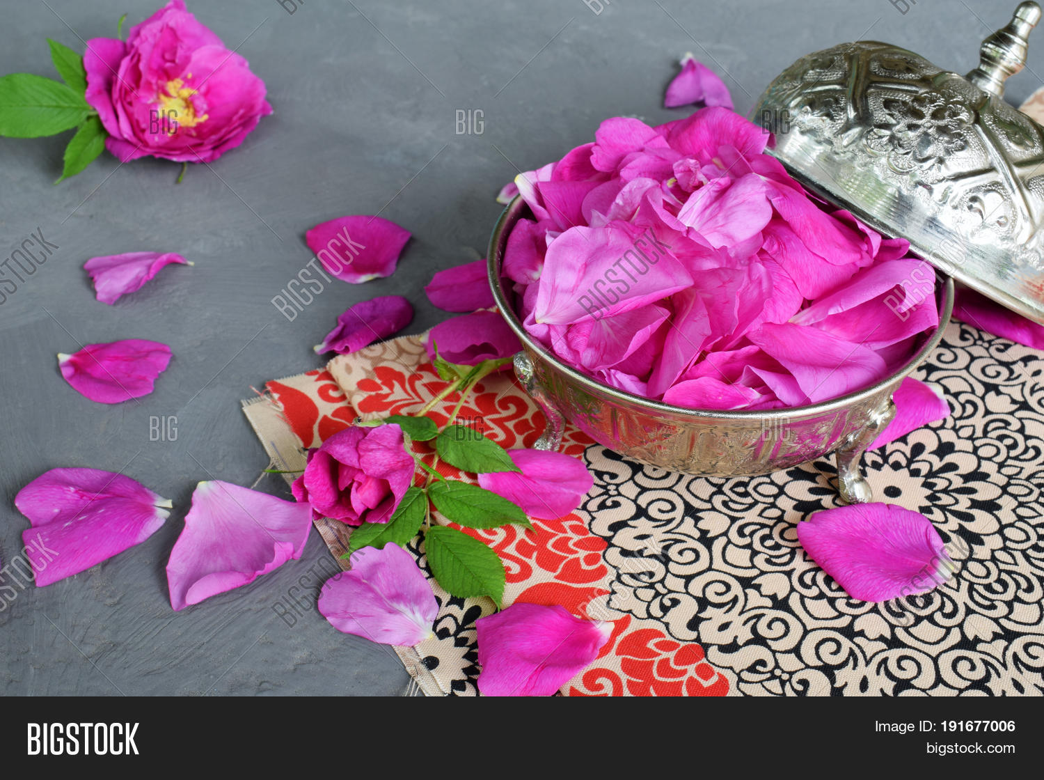 Tea-rose Petals Metal Image & Photo (Free Trial) | Bigstock