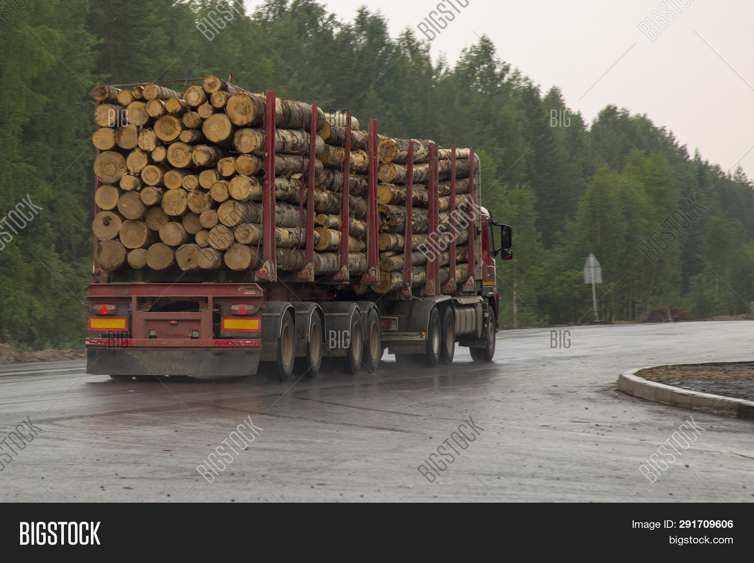 Timber Truck Loaded Image & Photo (Free Trial) | Bigstock