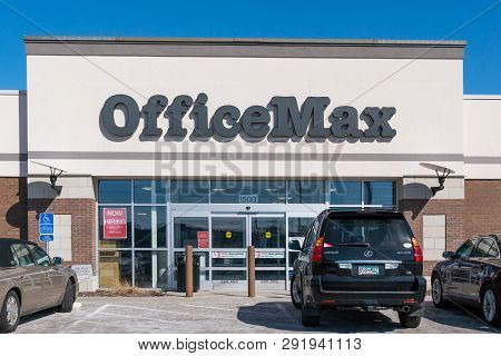 Officemax Retail Store Image & Photo (Free Trial) | Bigstock
