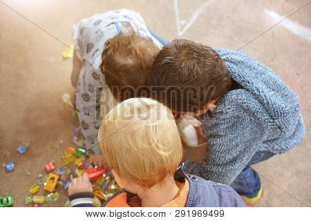 Close- Kids Grabbing Image & Photo (Free Trial) | Bigstock