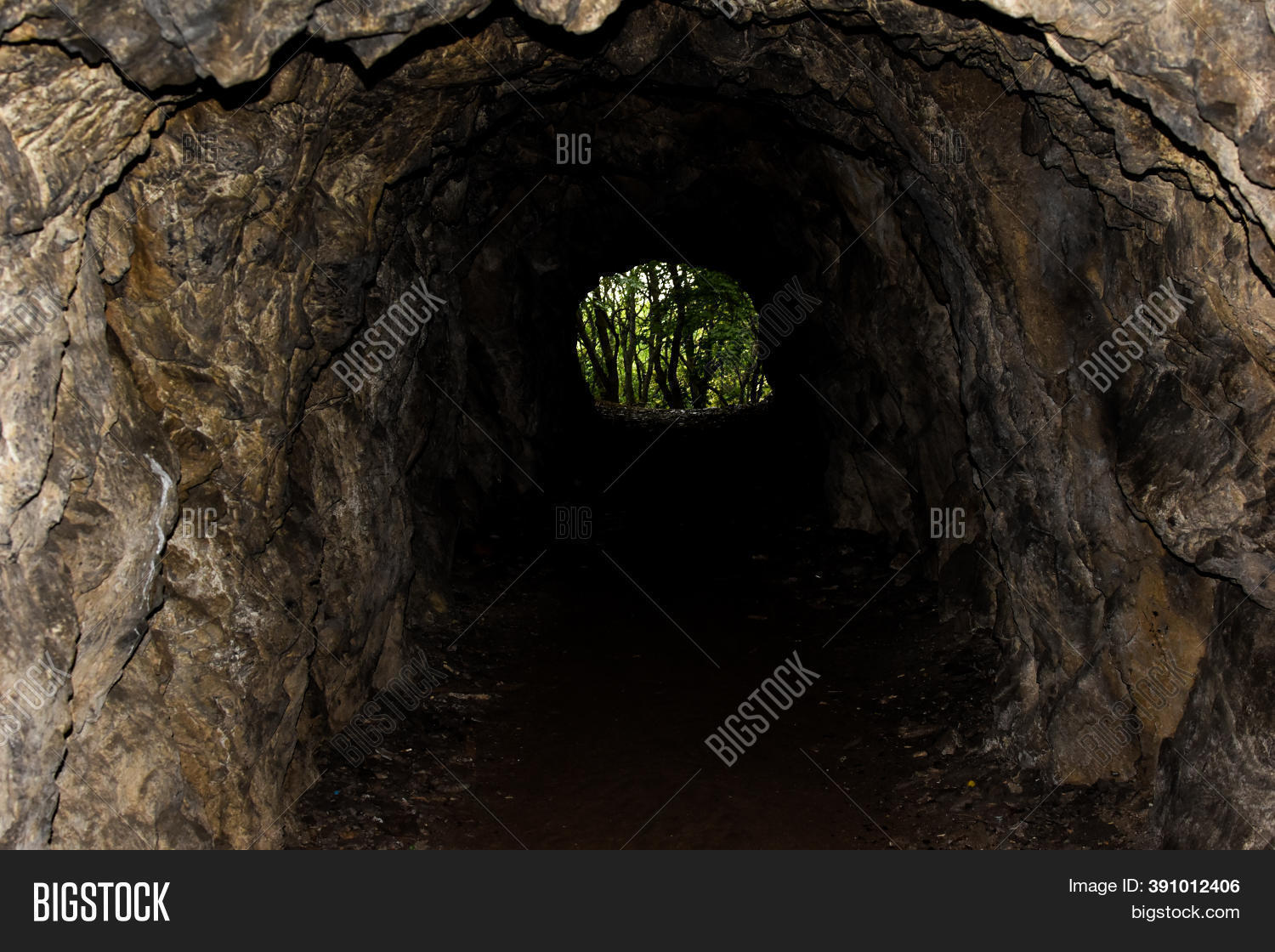 Dark Hole Cave