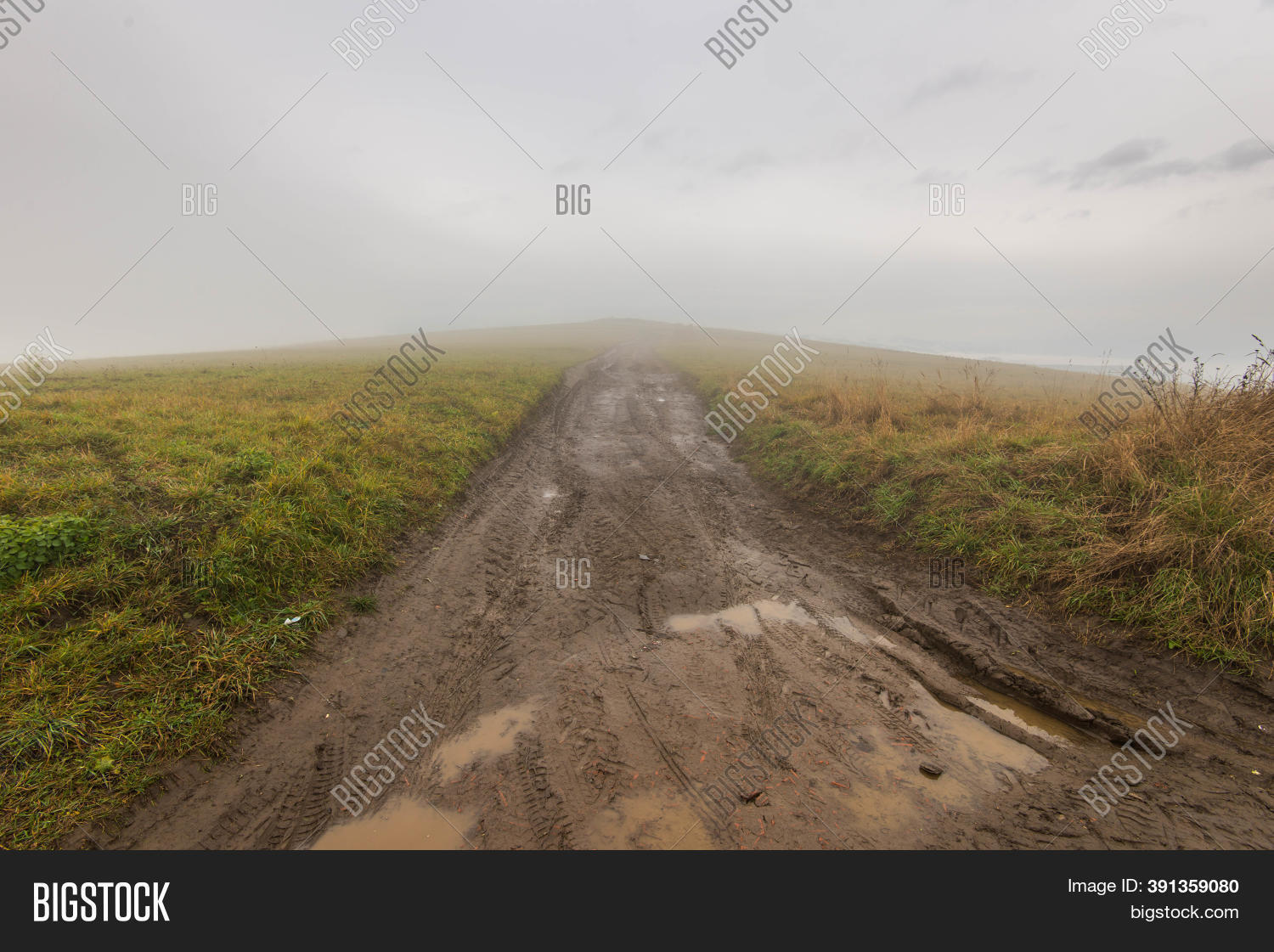 Dirt Road Leading Top Image & Photo (Free Trial) | Bigstock