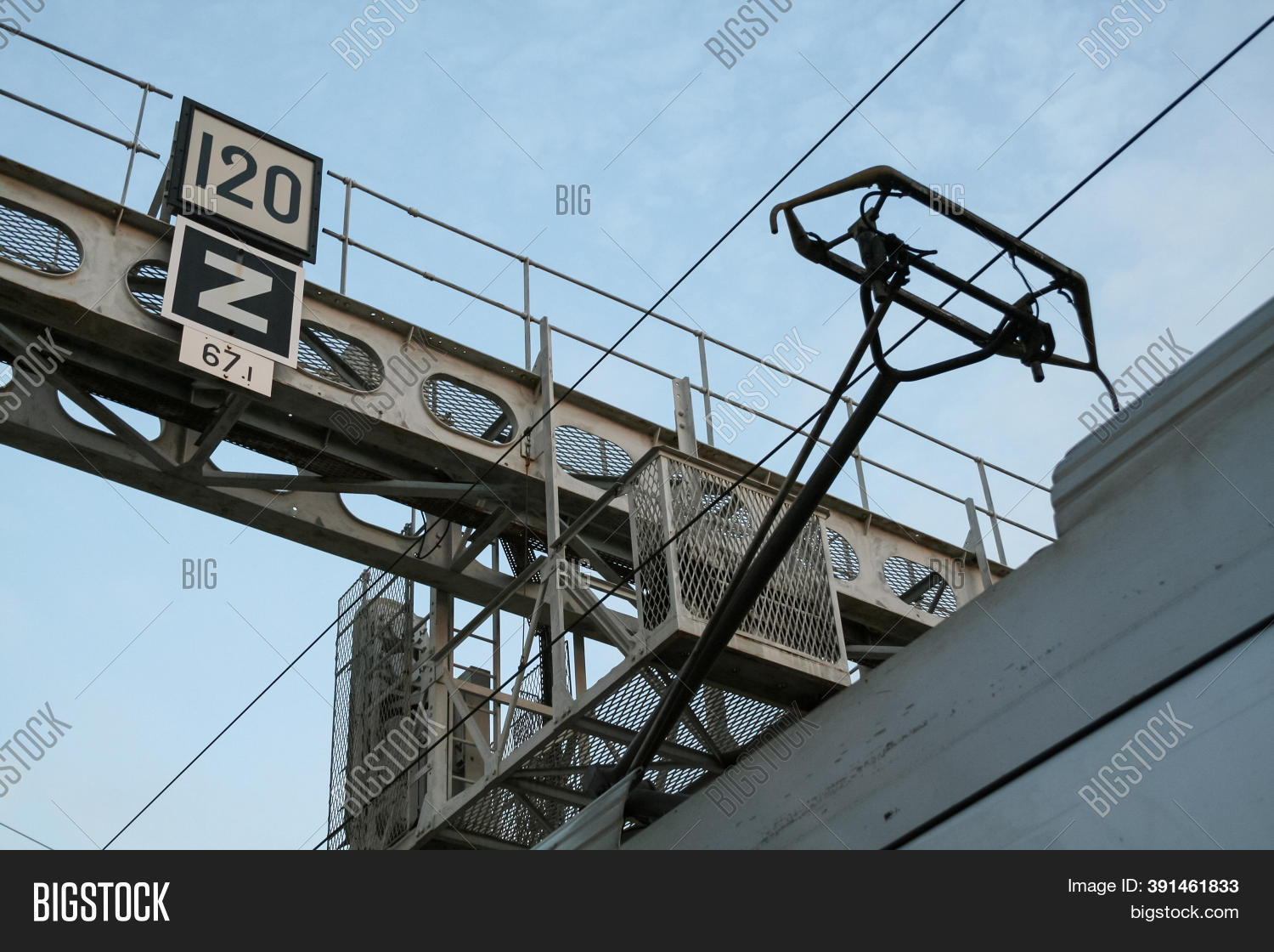 Pantograph French Image & Photo (Free Trial) | Bigstock