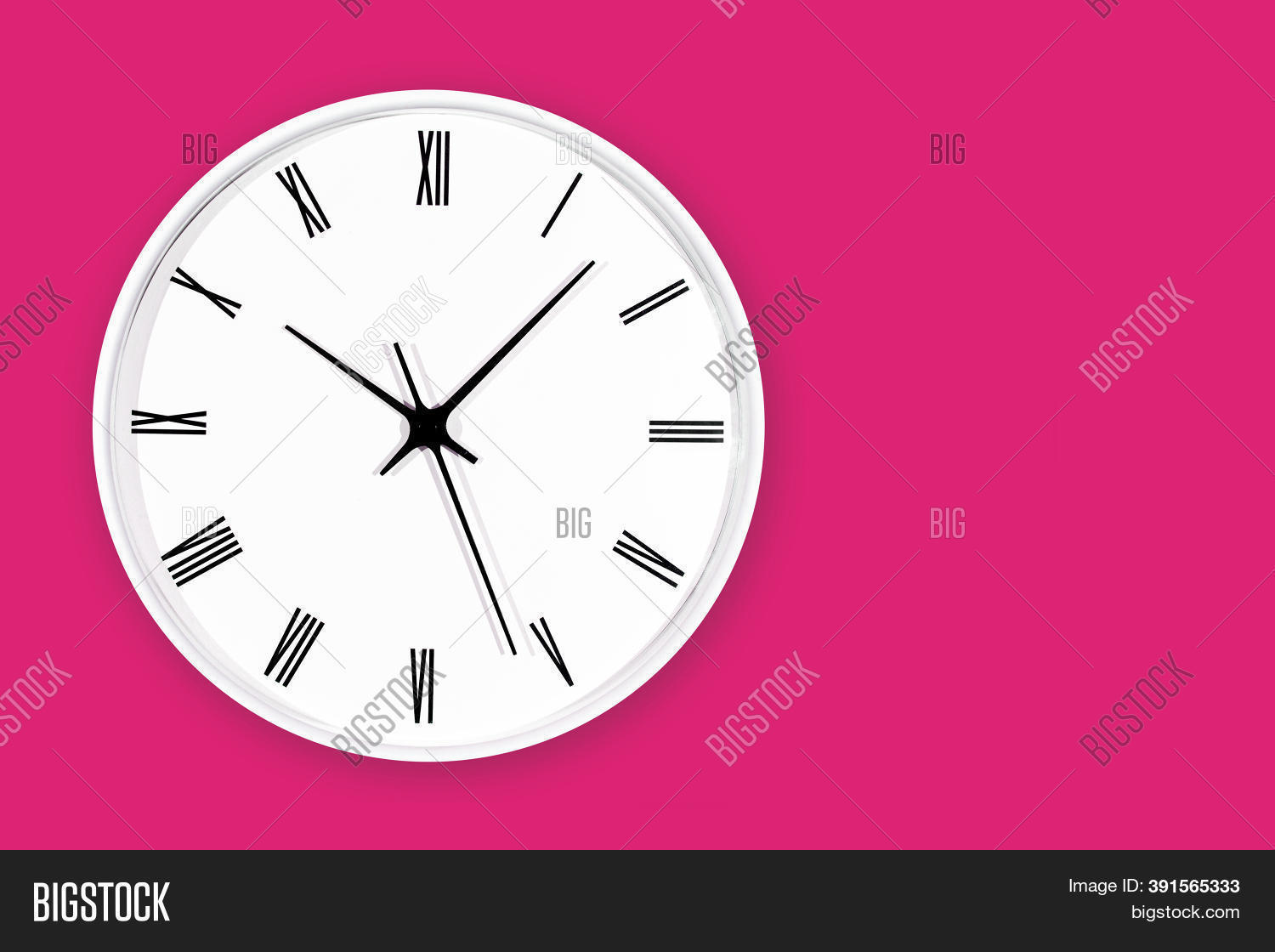 White Round Clock Image & Photo (Free Trial) | Bigstock