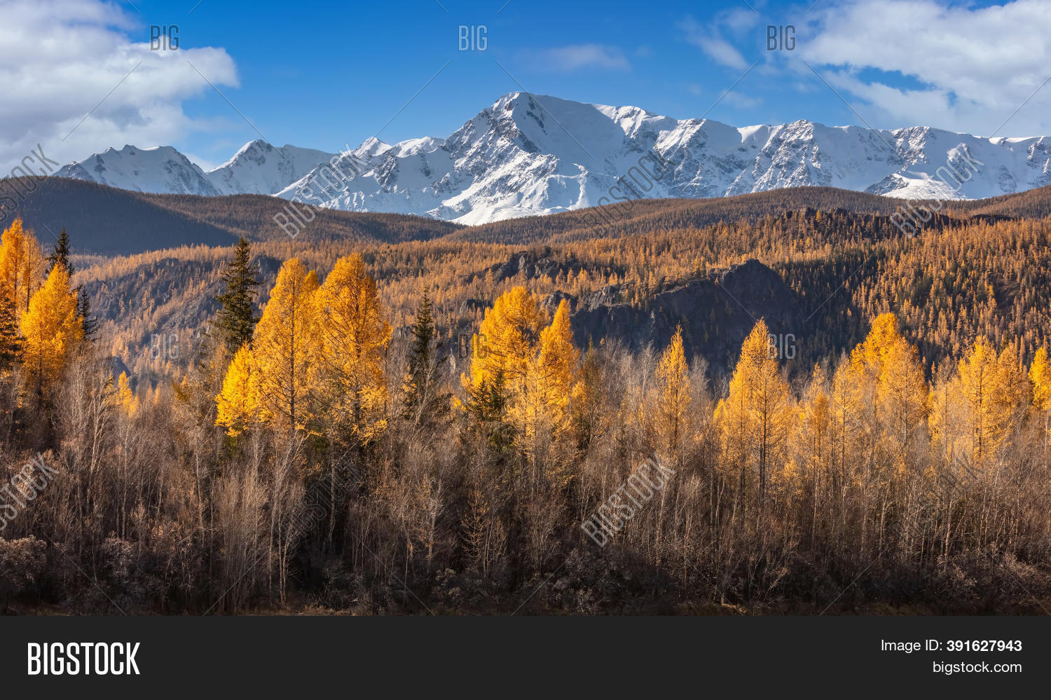 Scenic Panoramic Low Image & Photo (Free Trial) | Bigstock