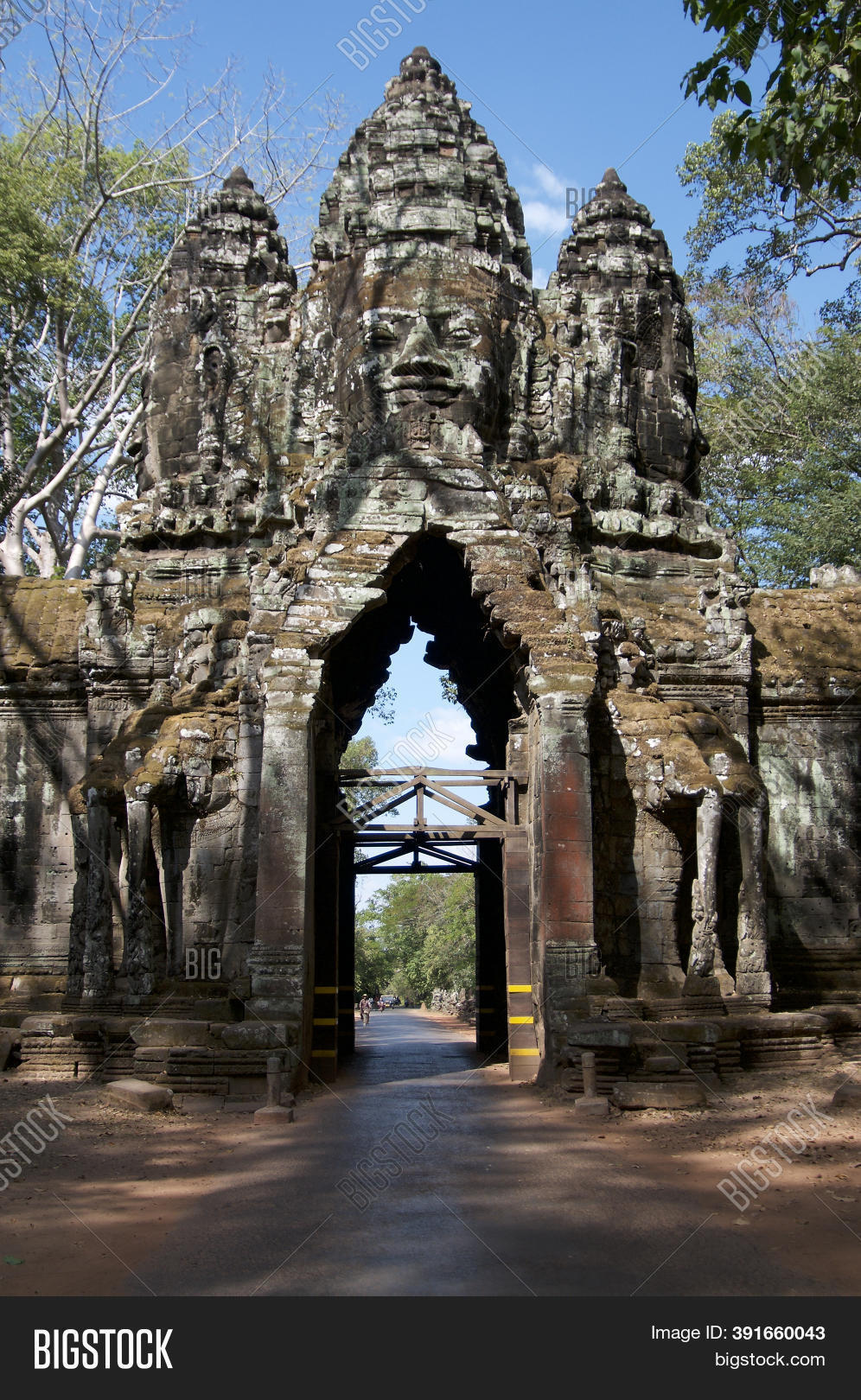Beautiful Stone Faces Image & Photo (Free Trial) | Bigstock