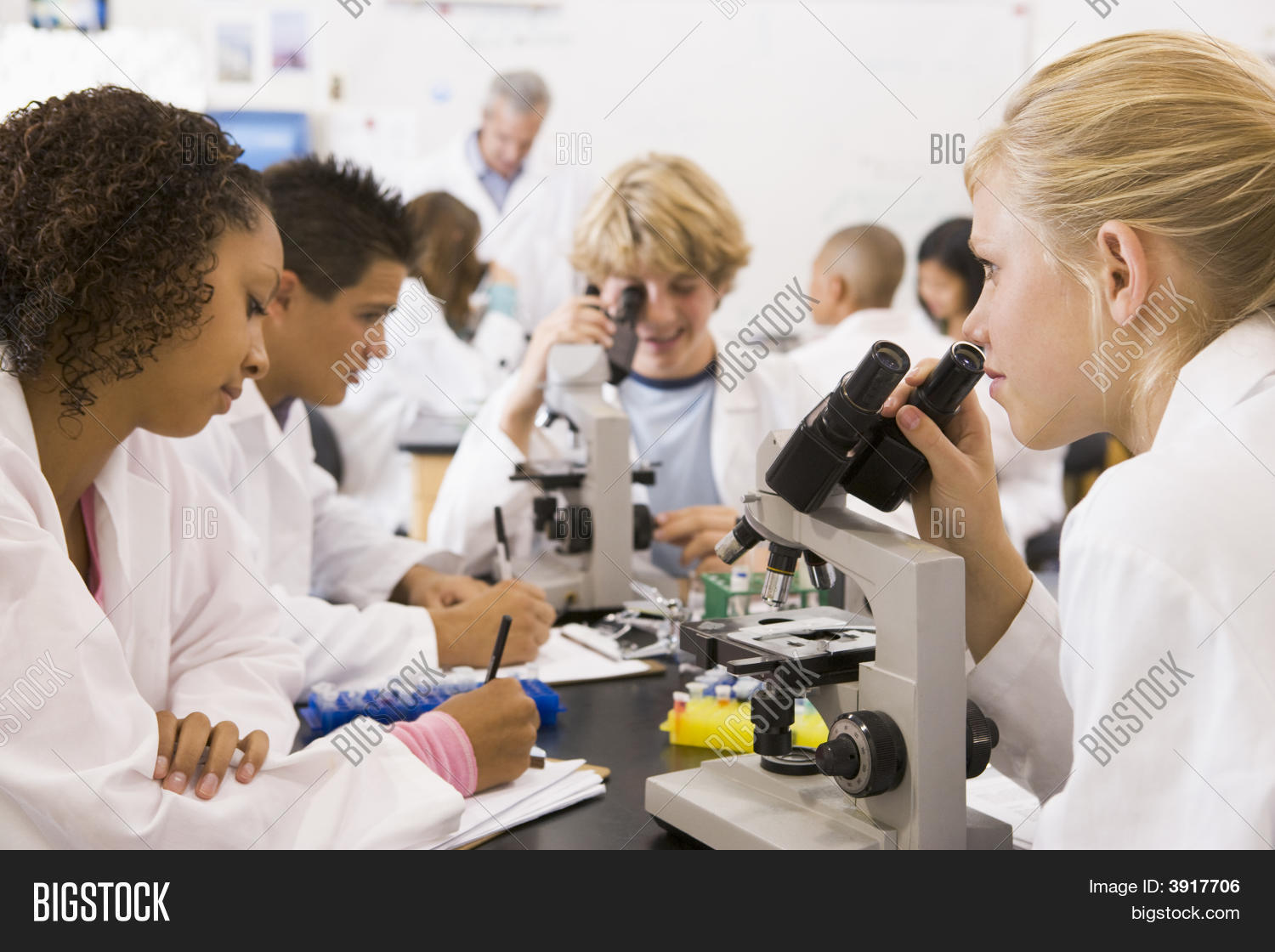 Students Physics Class Image & Photo (Free Trial) | Bigstock