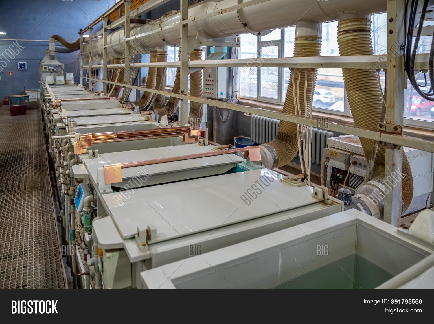 Galvanic Bath Image & Photo (Free Trial) | Bigstock