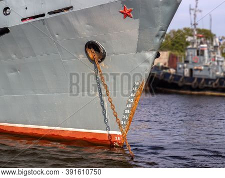 Waterline Naval Ship Image & Photo (Free Trial) | Bigstock